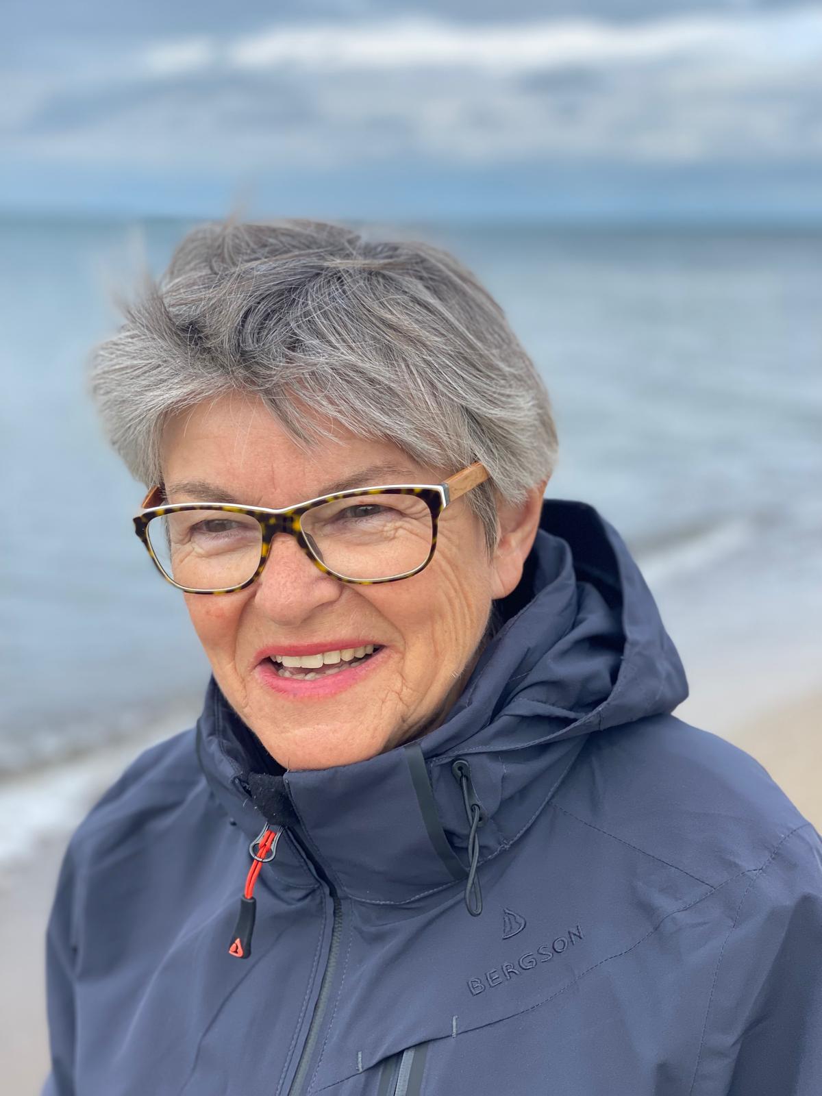 unsere Kandidatinnen in Kühlungsborn sind: Monika Rötz, Marika Wieck ...